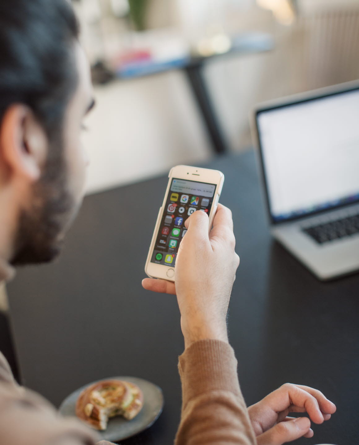 Bostäder & lokaler i Göteborg, Stockholm & Uppsala-Wallenstam